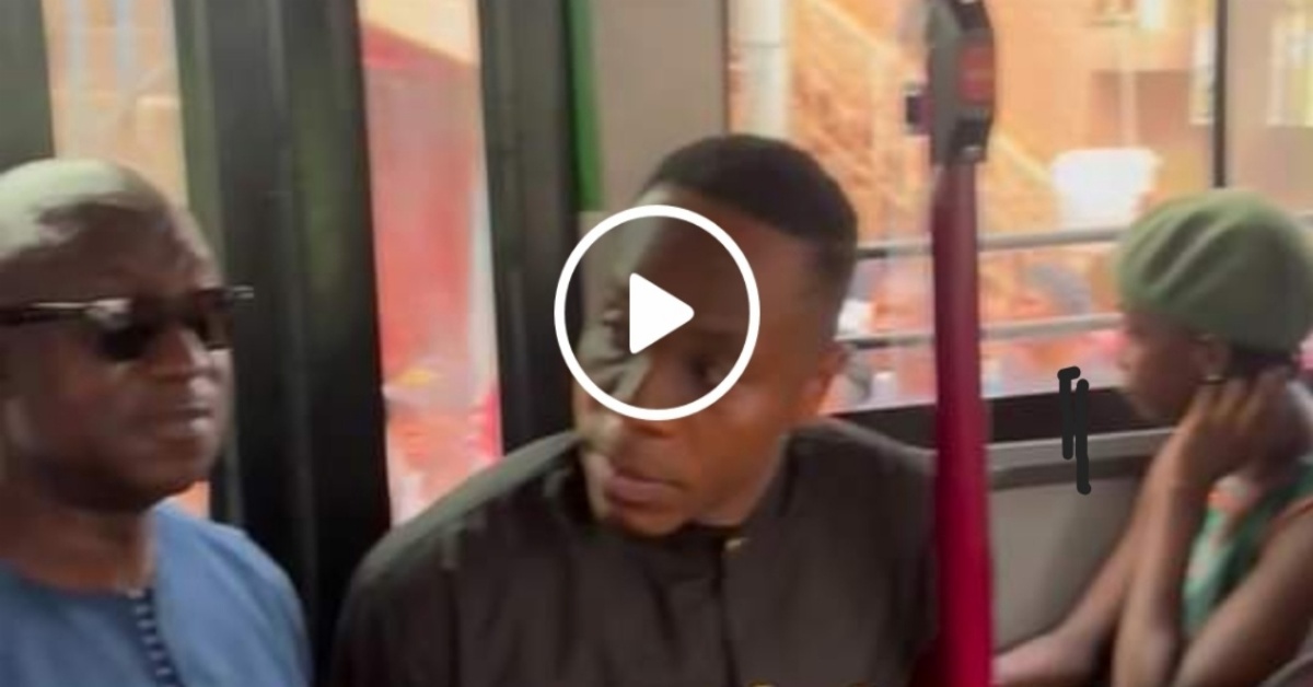 Chief Minister Rides 'Waka Fine' Bus to Work