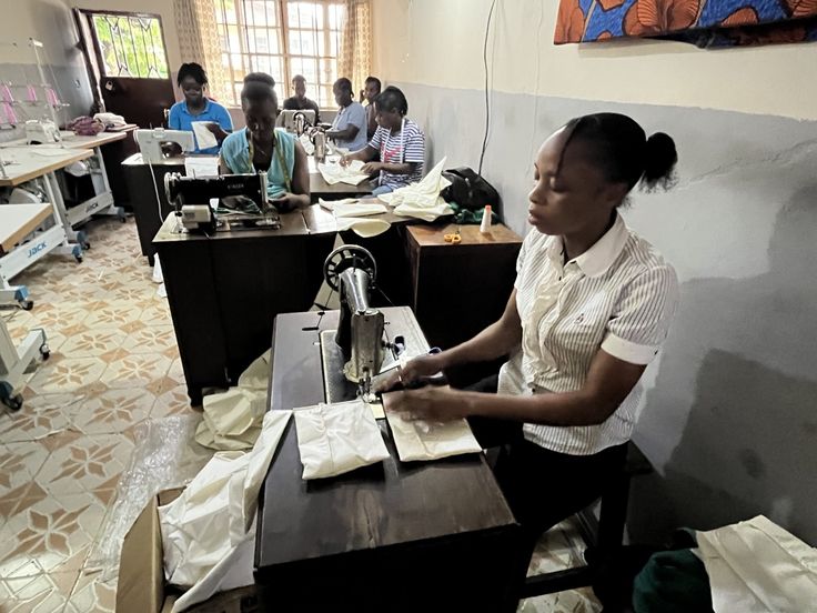 American Student Journalists Travel to Sierra Leone to Study Menstrual 'Period Poverty' Solutions